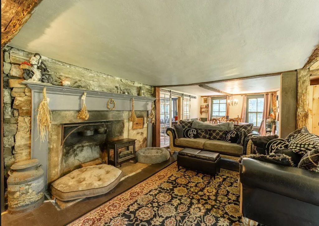 Historic Home on 2 Acres in Ledyard, Connecticut - WA Online