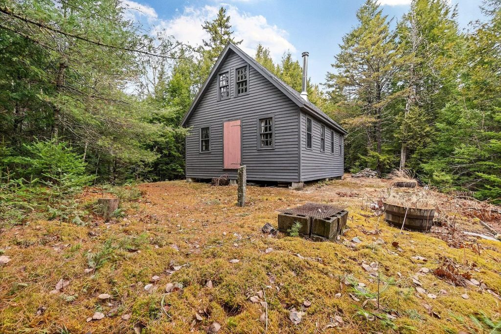 Off-Grid 2-Bedroom Cabin on 3.55 Acres with Stream Frontage in Amherst ...